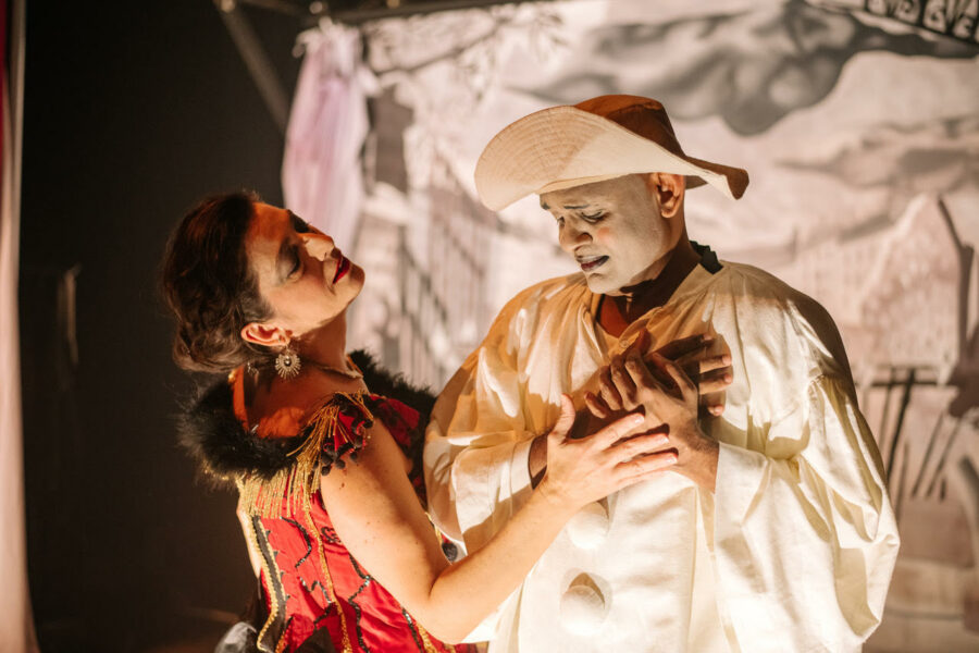 Emmanuelle Laborit, cette enfant du Paradis - Le journal d'Armelle Heliot